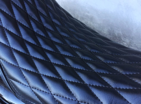 Gun Fighter Seat / スポーツスター用 | Tramp STORE